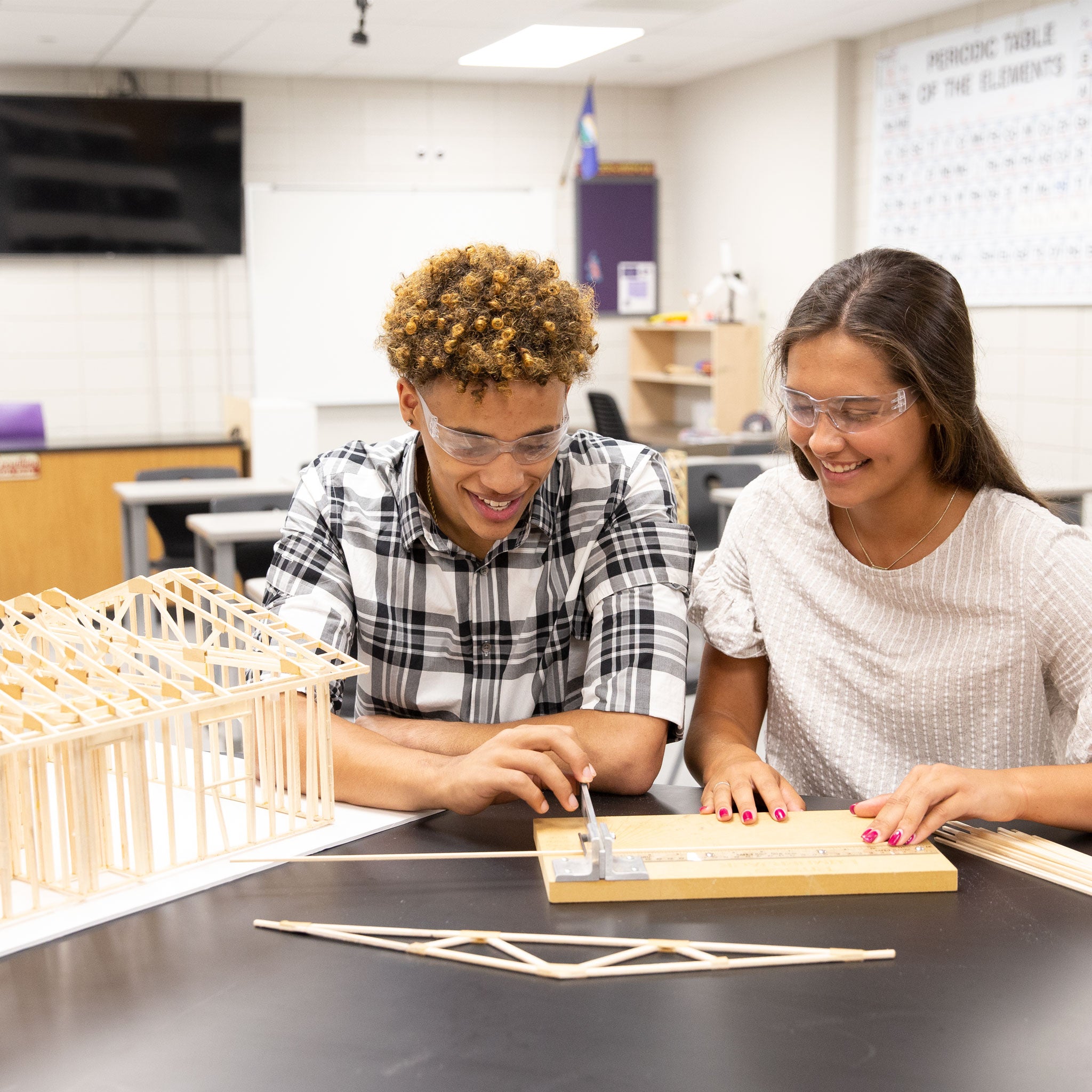 True Scale House Framing Kit | Pitsco Education